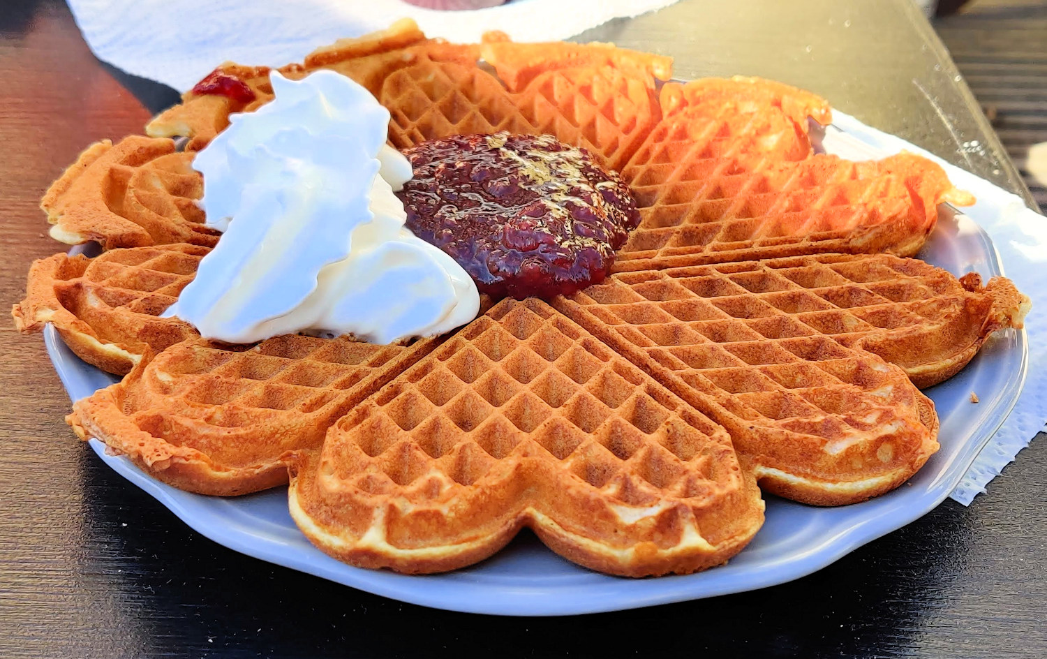 Lomapurjehdus 2023: Taalintehdas » Suolavettä ja skumppaa